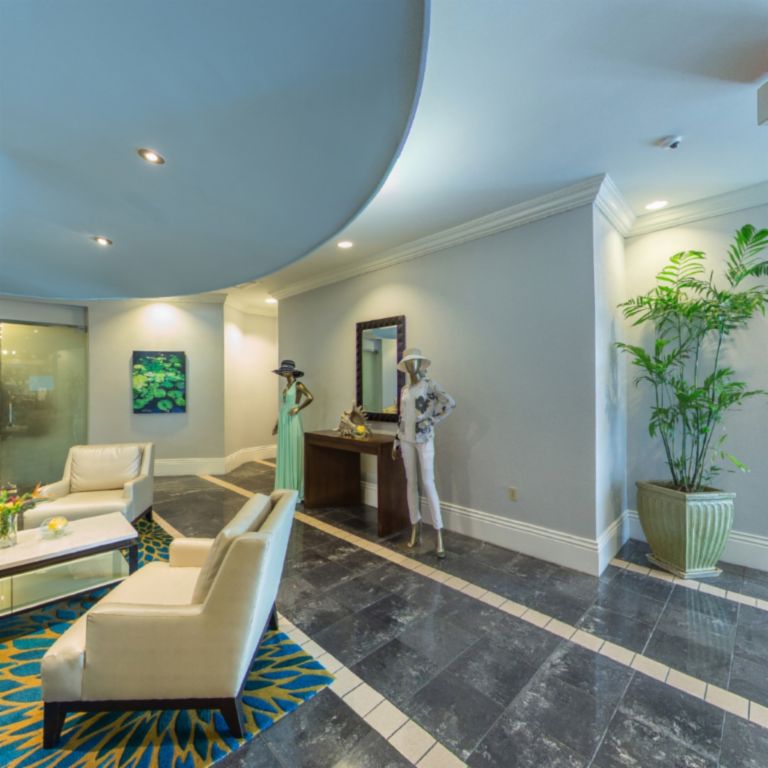 Experience Westin Grand Cayman in Virtual Reality.