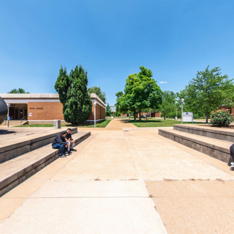 Experience St. Louis Community College in Virtual Reality.