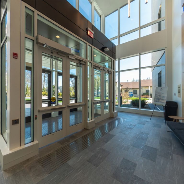 Experience Hofstra University in Virtual Reality.